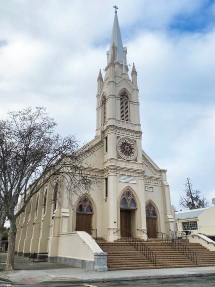 StJM_Front_ED_IMG_9547_TN48 – Churchwonders.com